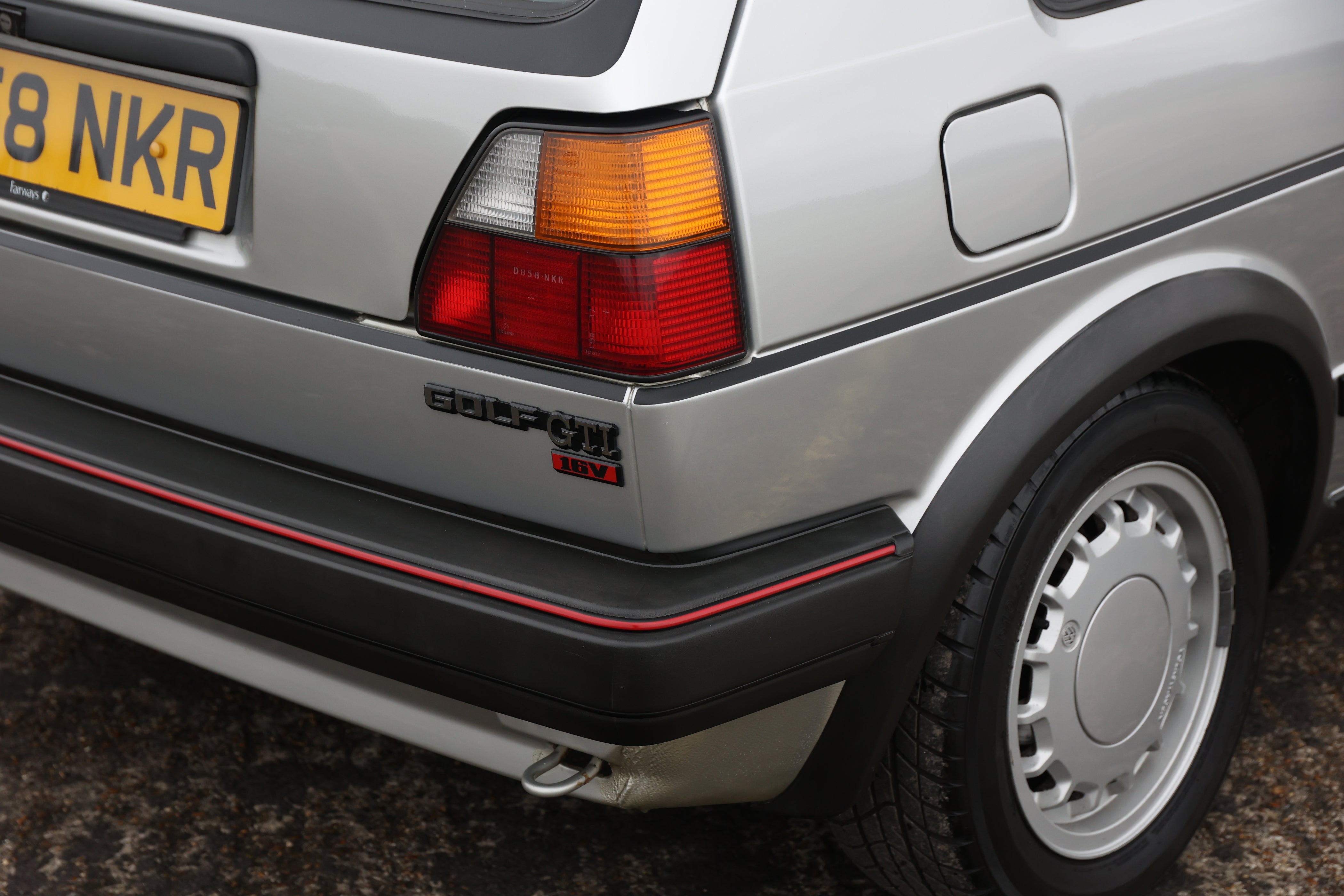 1987 VW VOLKSWAGEN GOLF GTI Mk2 16V — Phil Mires Classic Cars
