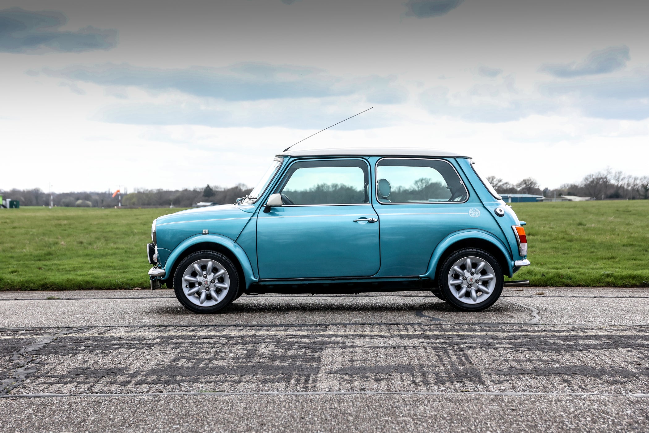 1999 CLASSIC ROVER MINI COOPER SPORTSPACK SPORT RARE HAWAIIAN BLUE ...