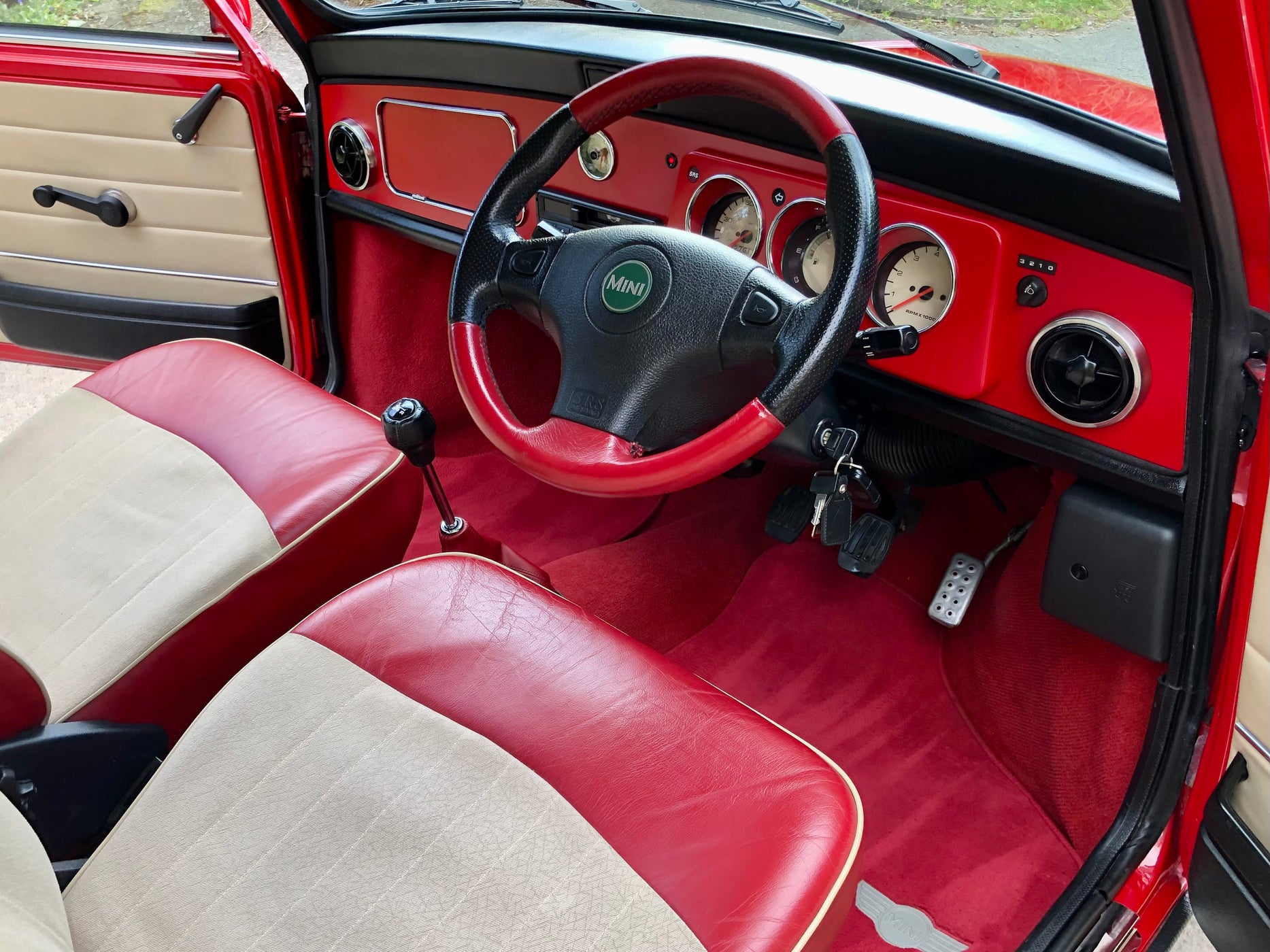 2000 CLASSIC ROVER MINI SEVEN — Phil Mires Classic Cars